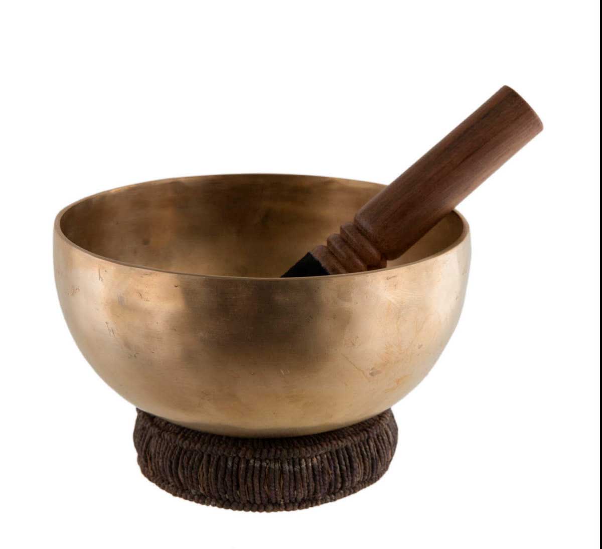 Bol Chantant - Fait Main et Martelé au Népal - Ø 17 cm - Méditation 780 g