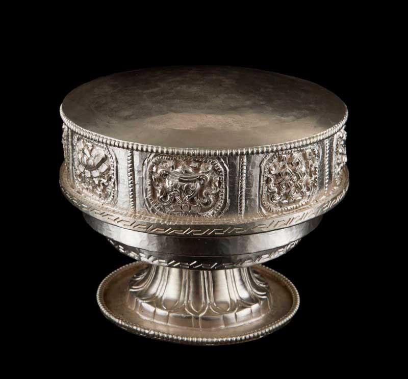 Offrande du Mandala - Jeu de plateau et rituel bouddhiste tibétain