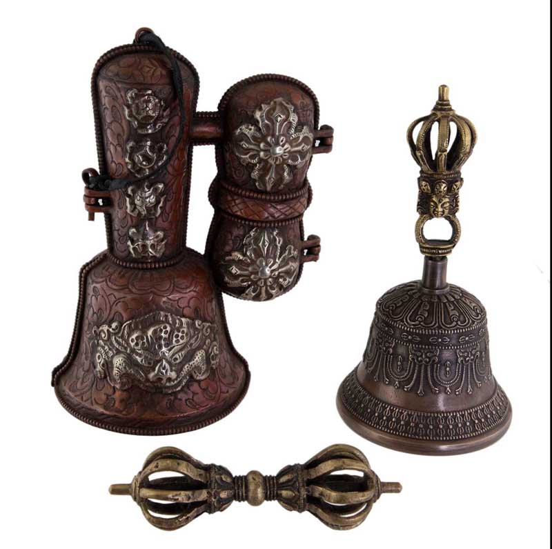 Cloche tibétaine Vajra bouddhiste 18 cm avec etui cuivre et Dorje Nepal ...