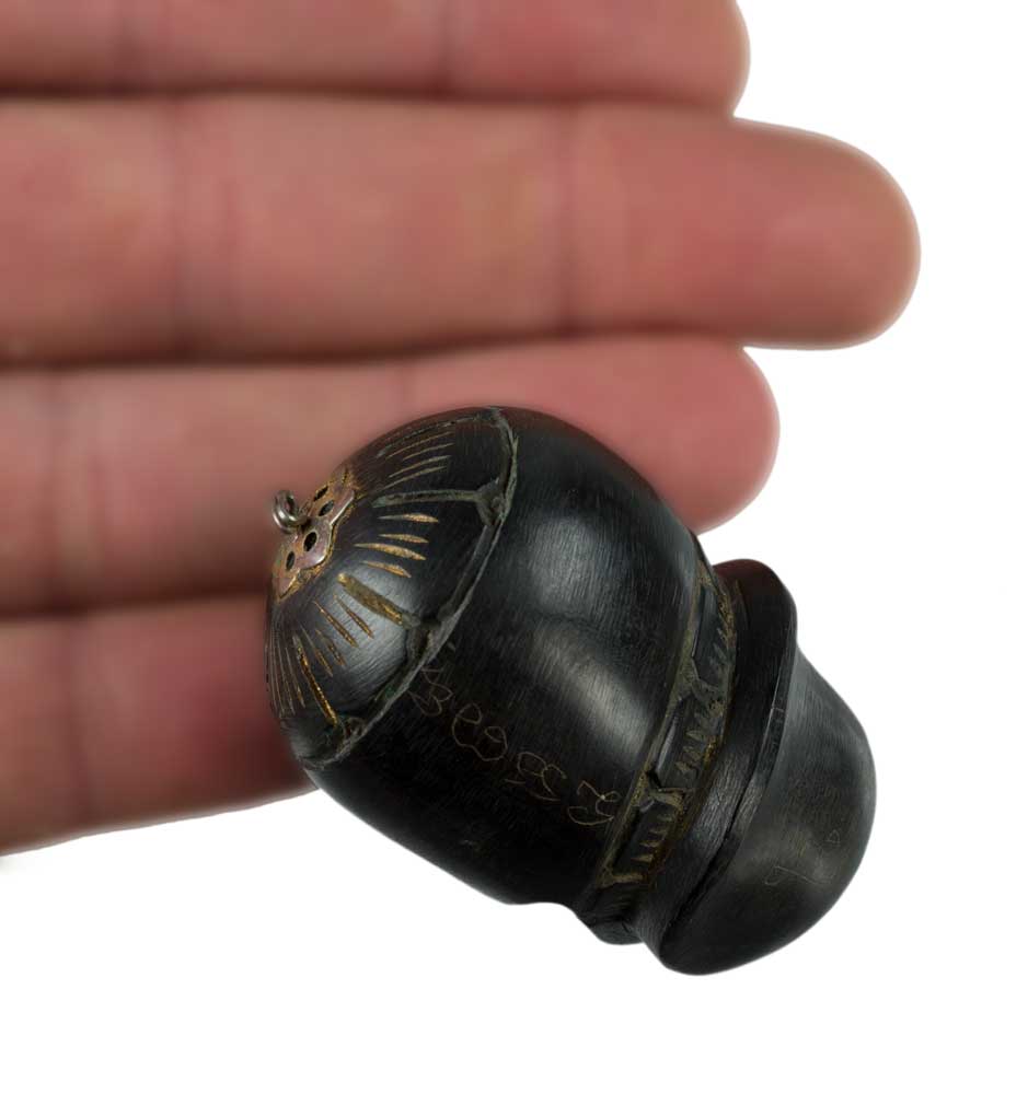 Amulette Palat Khik - Spiritualité Thaïlandaise en Bois